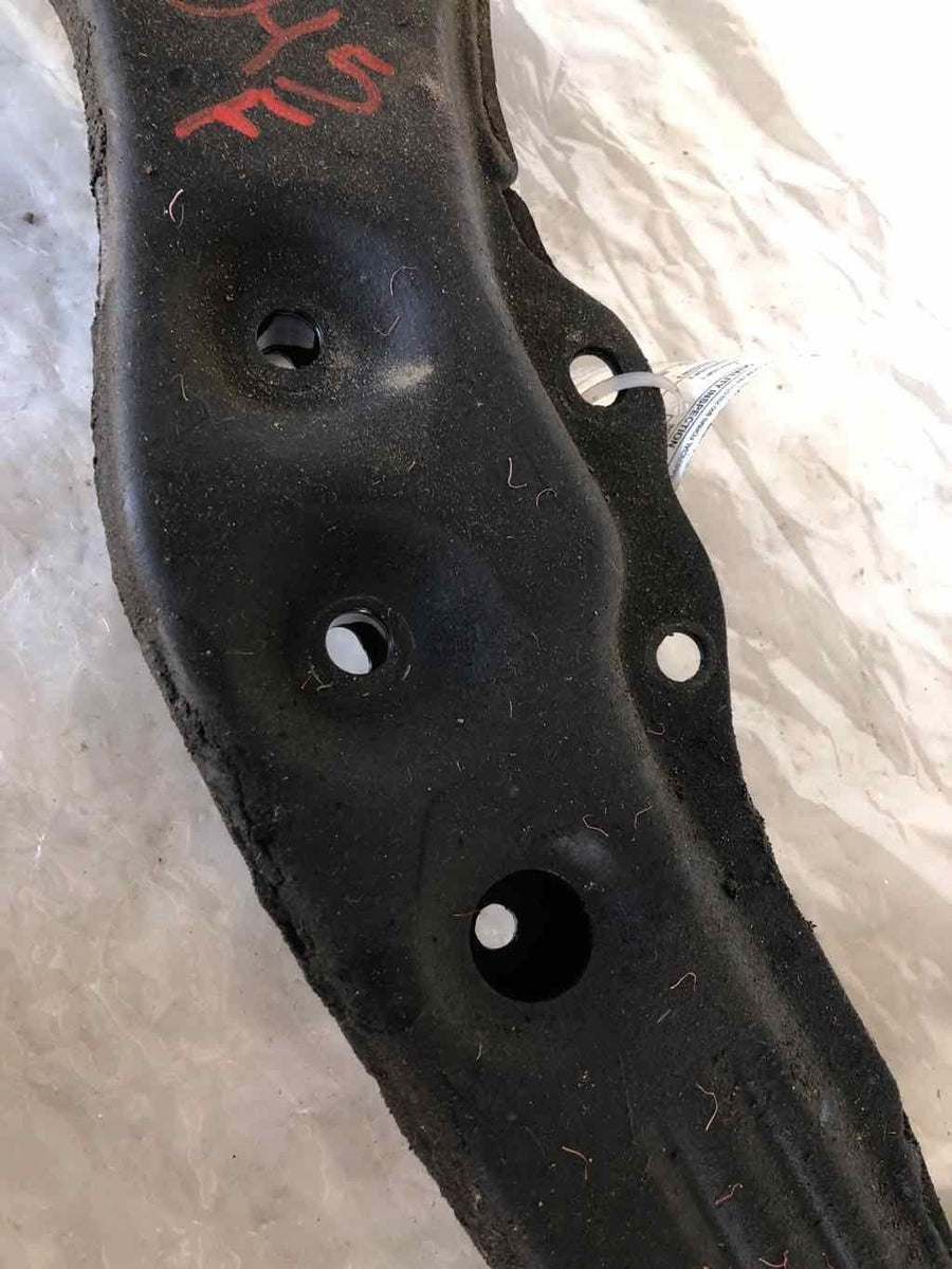 1996 2002 TOYOTA COROLLA Crossmember Sub-Assy Front Suspension Engine ...