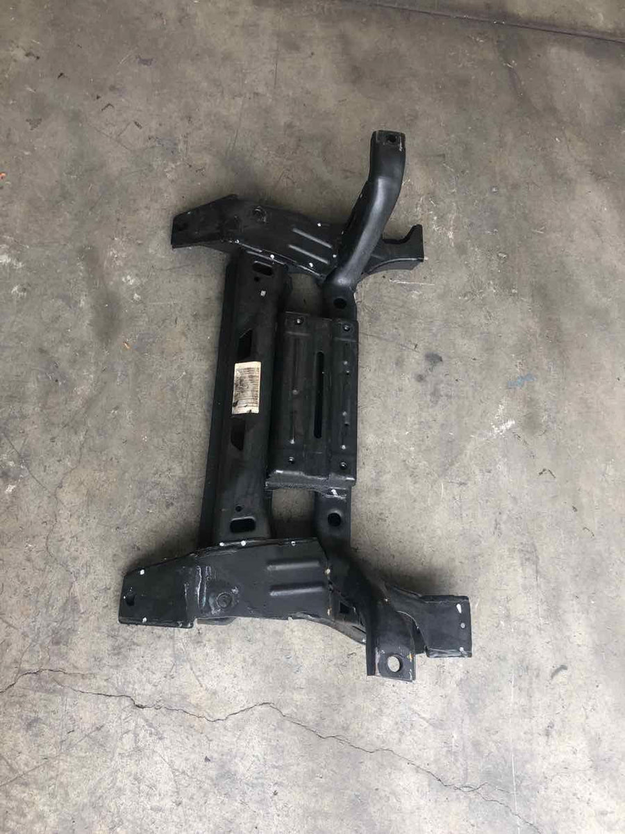 2002 - 2010 CHRYSLER PT CRUISER Front Suspension Undercarriage Crossme ...
