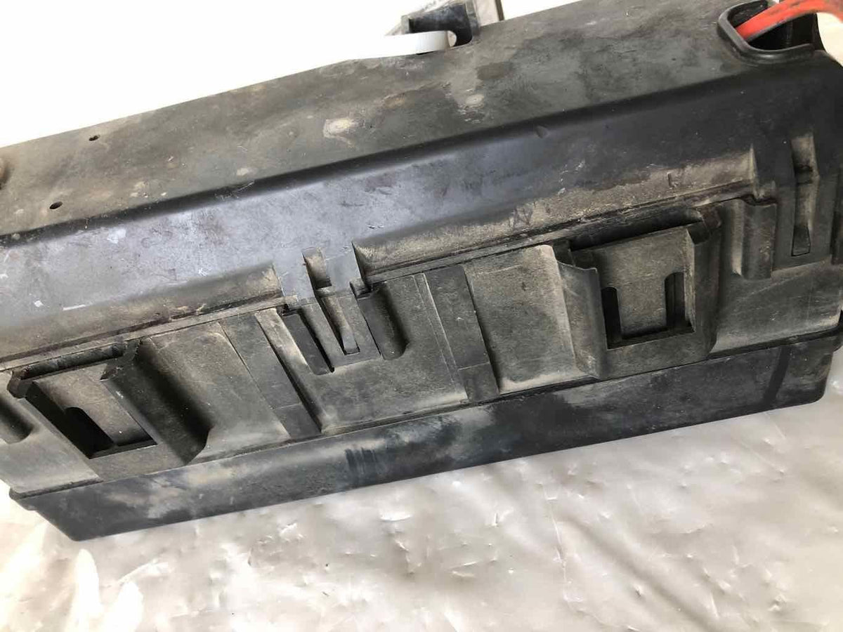2005 - 2007 FORD TAURUS Engine Compartment Fuse Box Relay Junction Ele ...