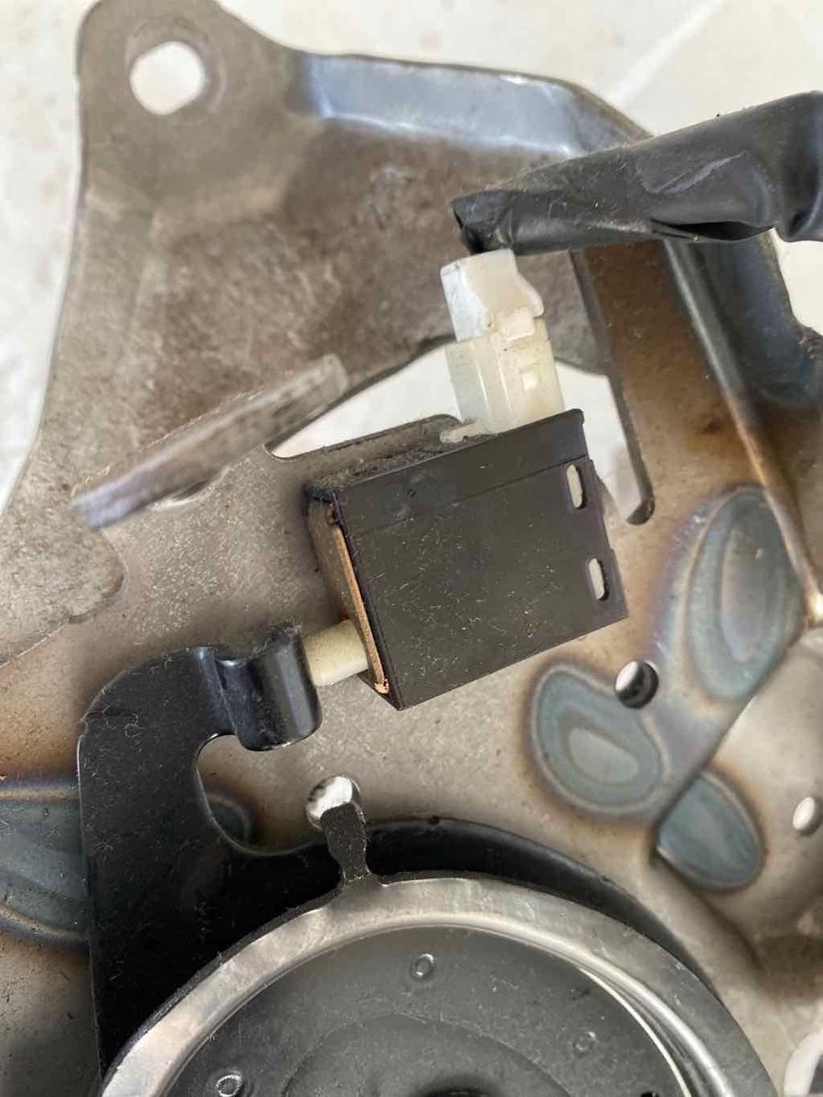 2010 TOYOTA PRIUS Hybrid Hatchback Emergency Parking Brake Pedal Assem ...