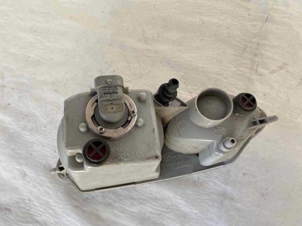 2002 LEXUS LS430 A/T 4.3L Sedan Front Lower Fog Light Lamp Left Driver ...