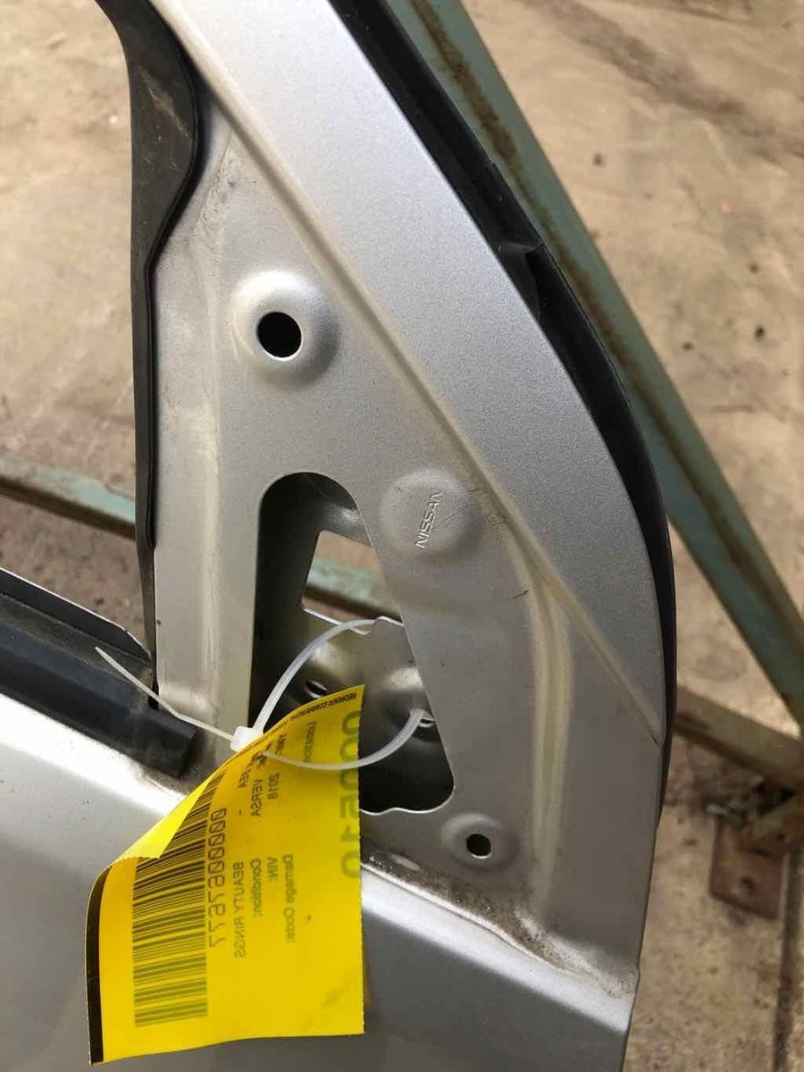 2012 - 2019 NISSAN VERSA Front Electric Door Paint Code K23 Right Pass ...