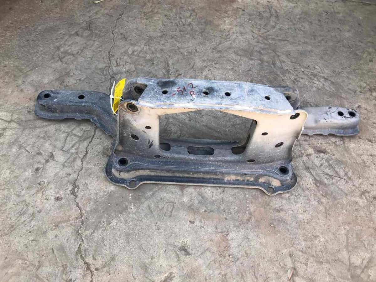 2001 - 2004 FORD ESCAPE FWD Rear Suspension Undercarriage Crossmember ...