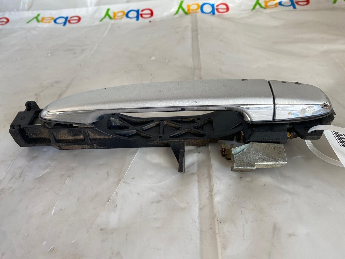 2001-2003 LEXUS LS430 Front Outside Door Handle Paint Code 1C0 Passeng ...